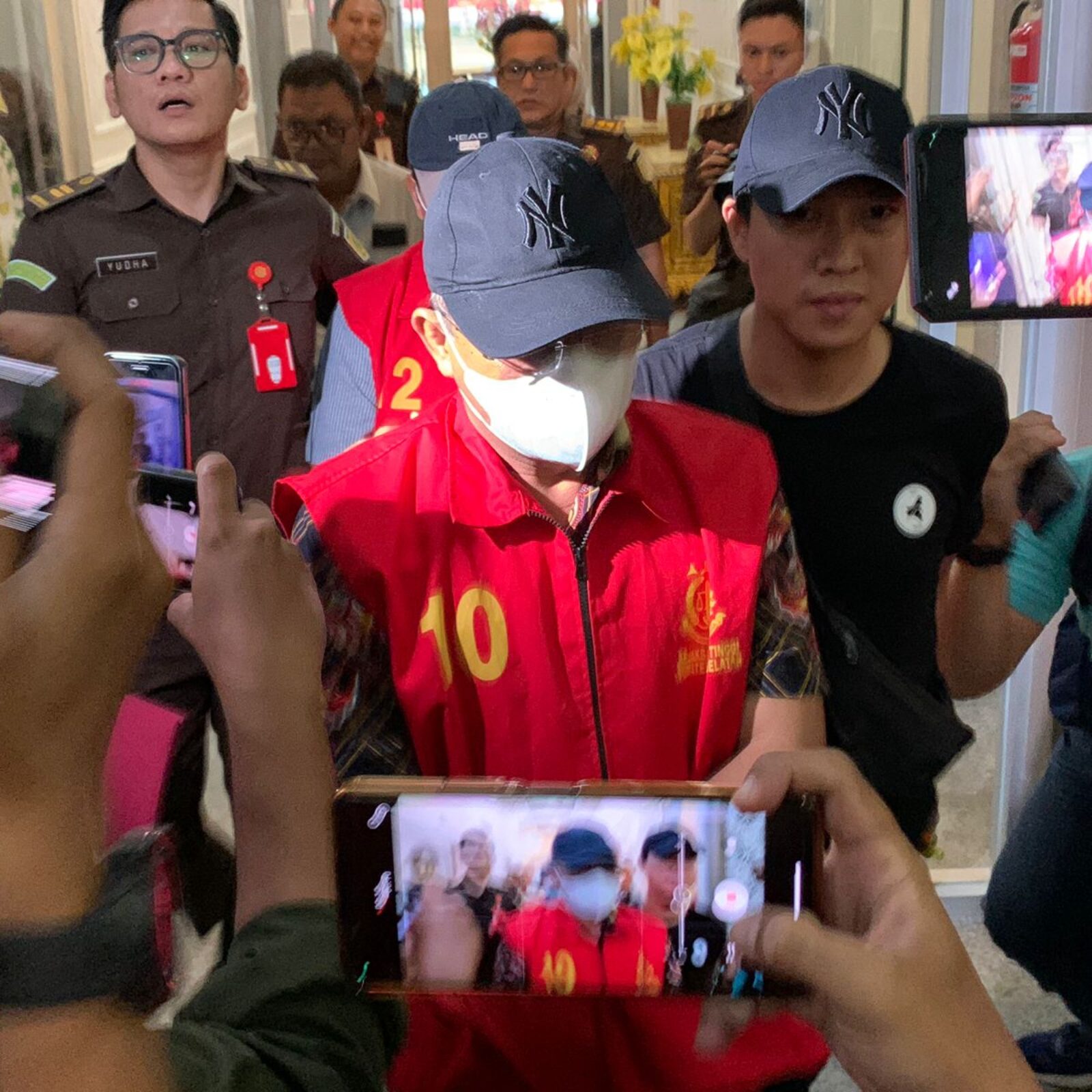 Polri Gelar Upacara Korps Raport Tujuh Jenderal