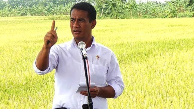 Kini KTP Bisa Dipakai Petani Untuk Tebus Pupuk Bersubsidi Kini KTP Bisa Dipakai Petani Untuk Tebus Pupuk Bersubsidi